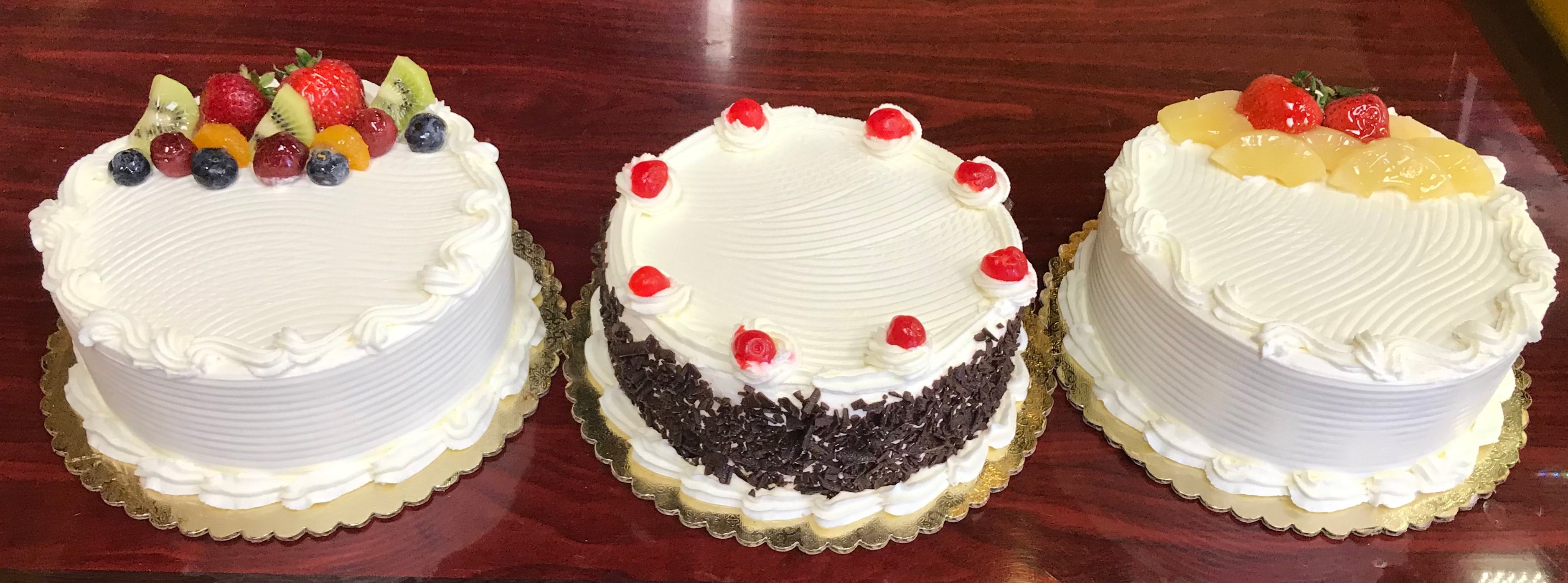 Classic Cakes | HOT BREADS Bakers & Confectioners
